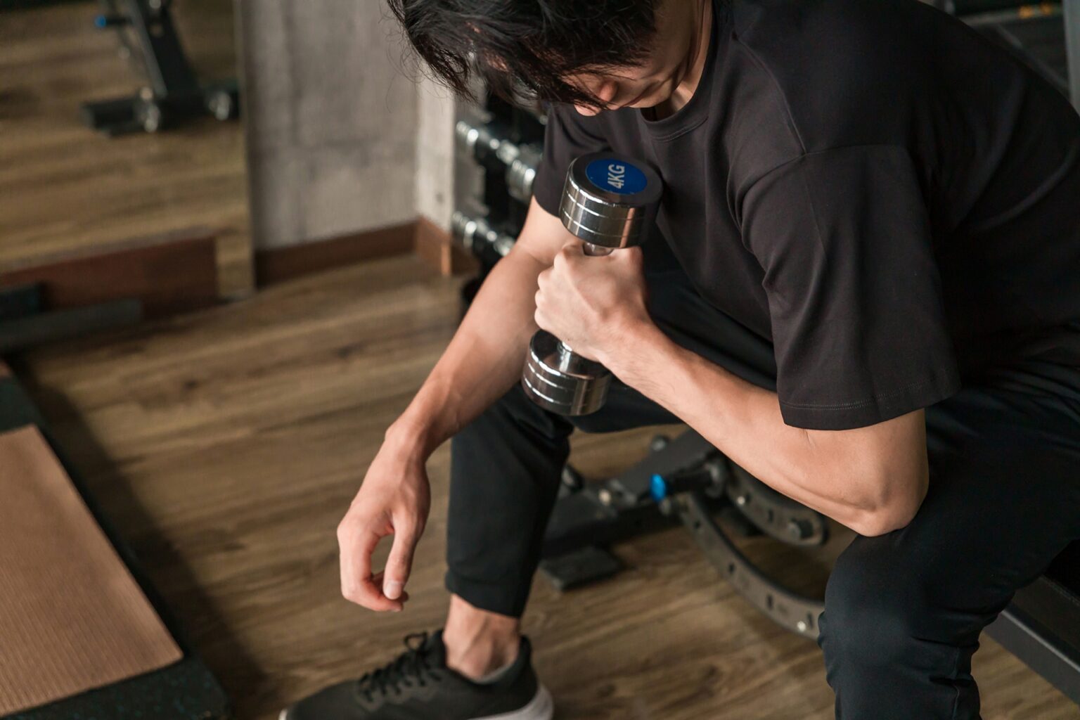 【メンズ向け】筋トレ用ジョガーパンツ12選！ジムでのトレーニングにおすすめ | goodcize