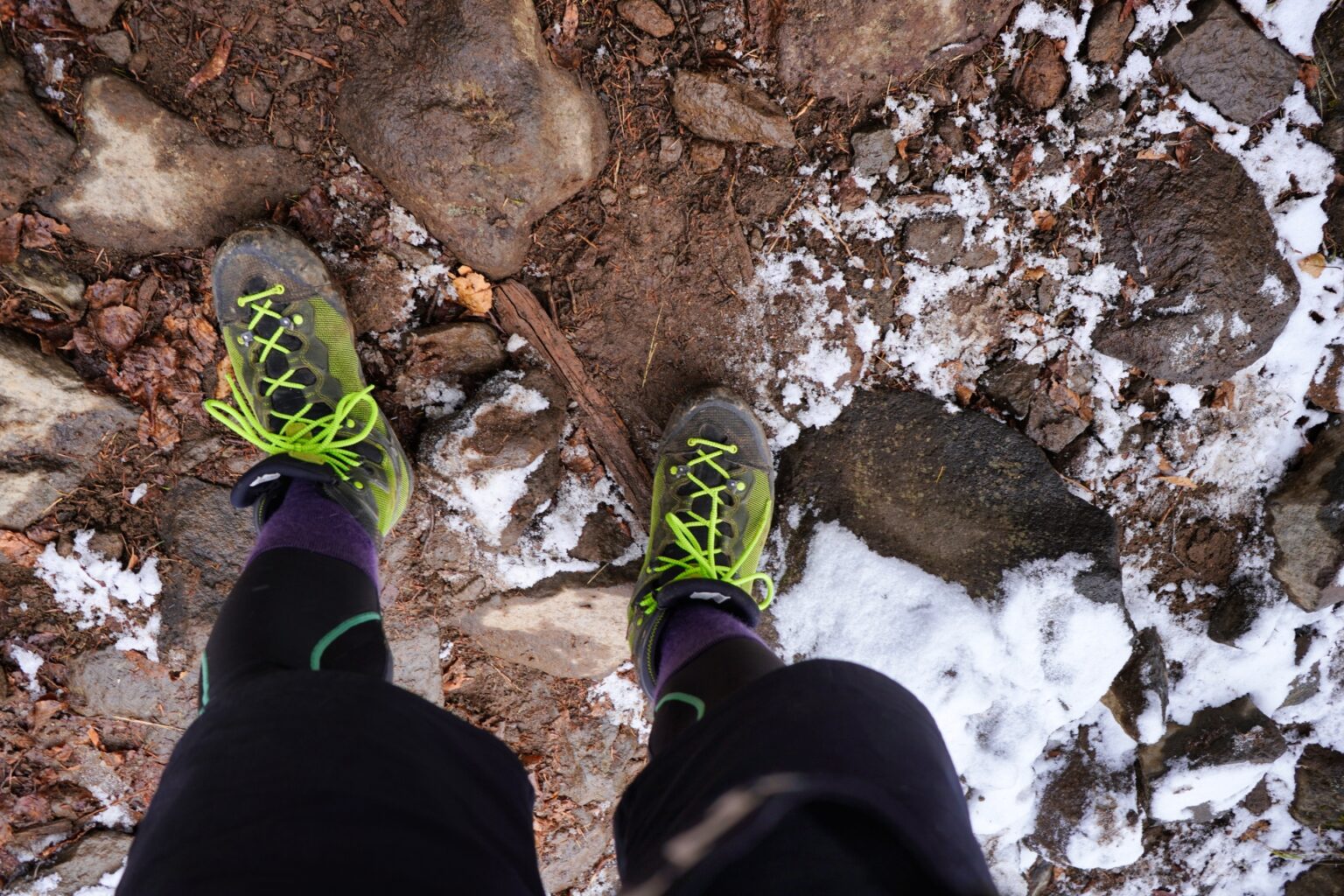 冬のランニングにおすすめのパンツ14選！トレラン向けロングパンツ | goodcize