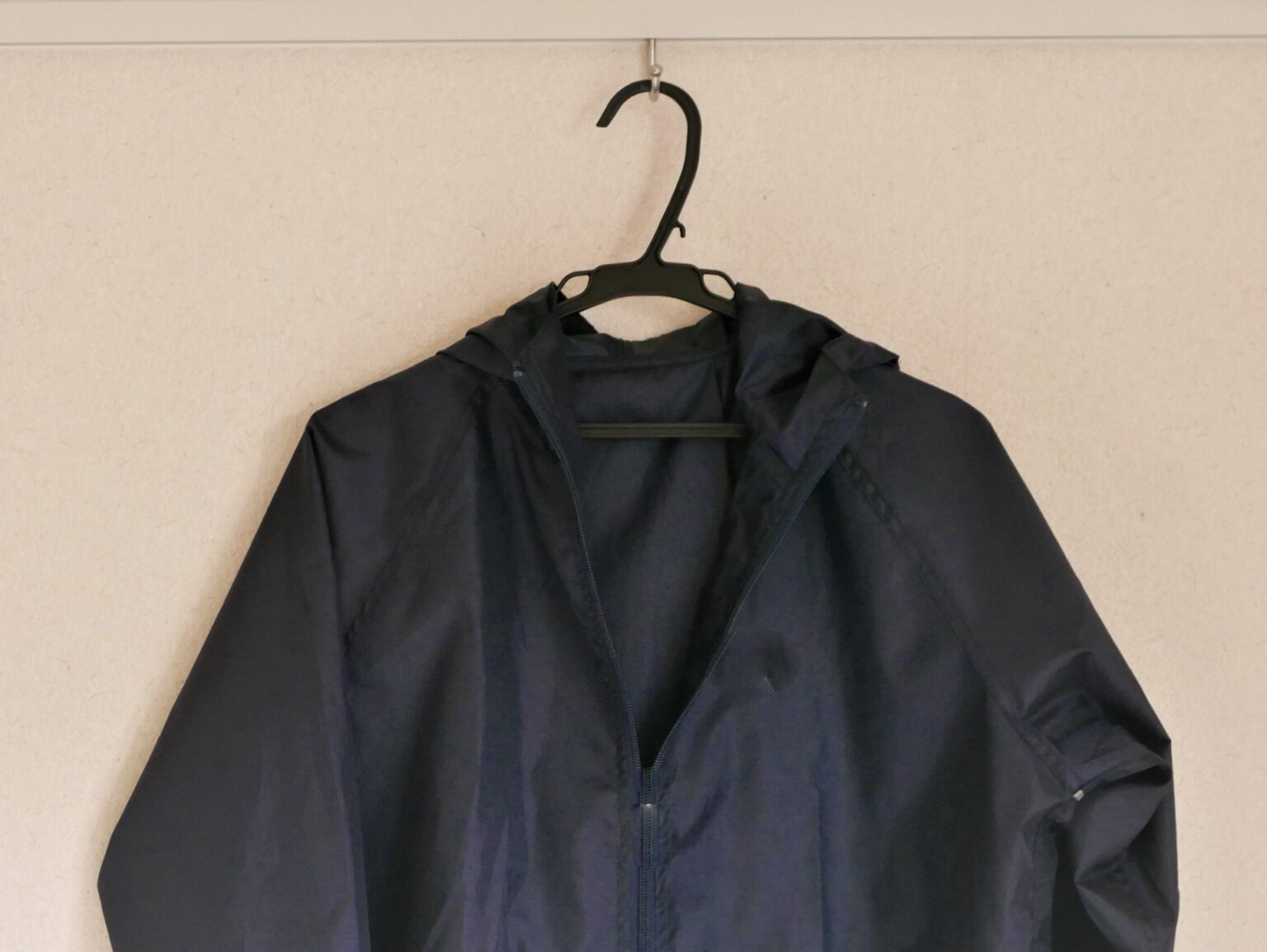 ランニングで使えるおすすめウインドブレーカー22選【厳選】冬のおしゃれなアイテム | goodcize